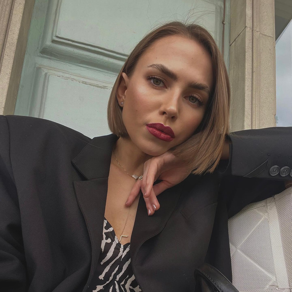 Девушка Славы Копейкина: горячие фото Яны Енжаевой, которая покорила ...