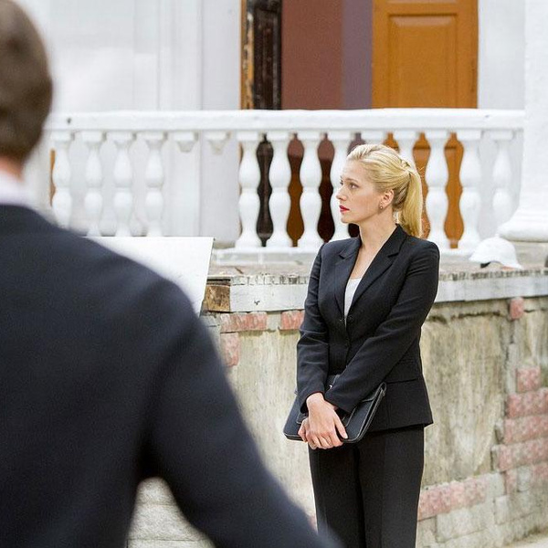 Смерть друга, сплетни о романах с Месхи, Дюжевым и Кончаловским. Загадочная Карина Андоленко ...