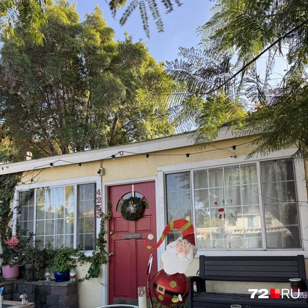 Как американцы украшают к празднику свои дома к Рождеству - 25 декабря ...