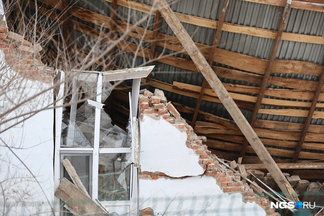 В Новосибирской области обрушилось здание спортшколы - 24 декабря 2025 ...