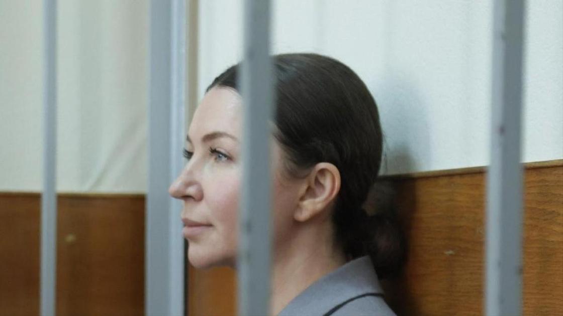 Брат Блиновской после суда: «Из-за Лены забирают имущество. А ведь за все время она перевела мне ...