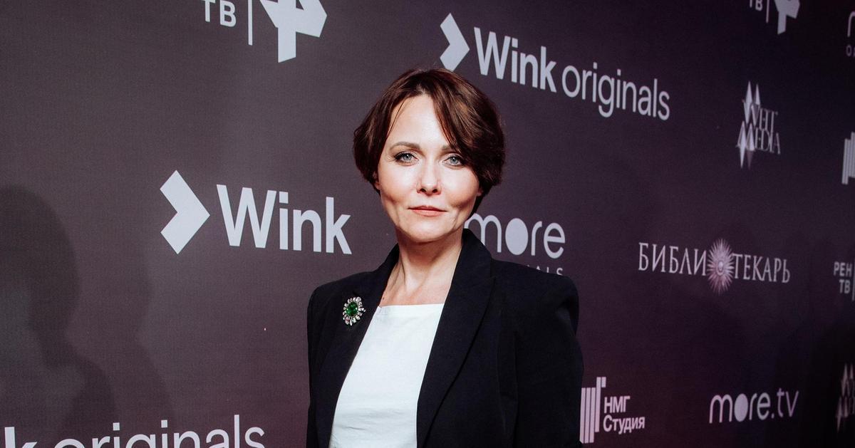 «От мужчин сплошные комплименты»: 51-летняя Дарья Повереннова не стыдится фотосессий в нижнем ...