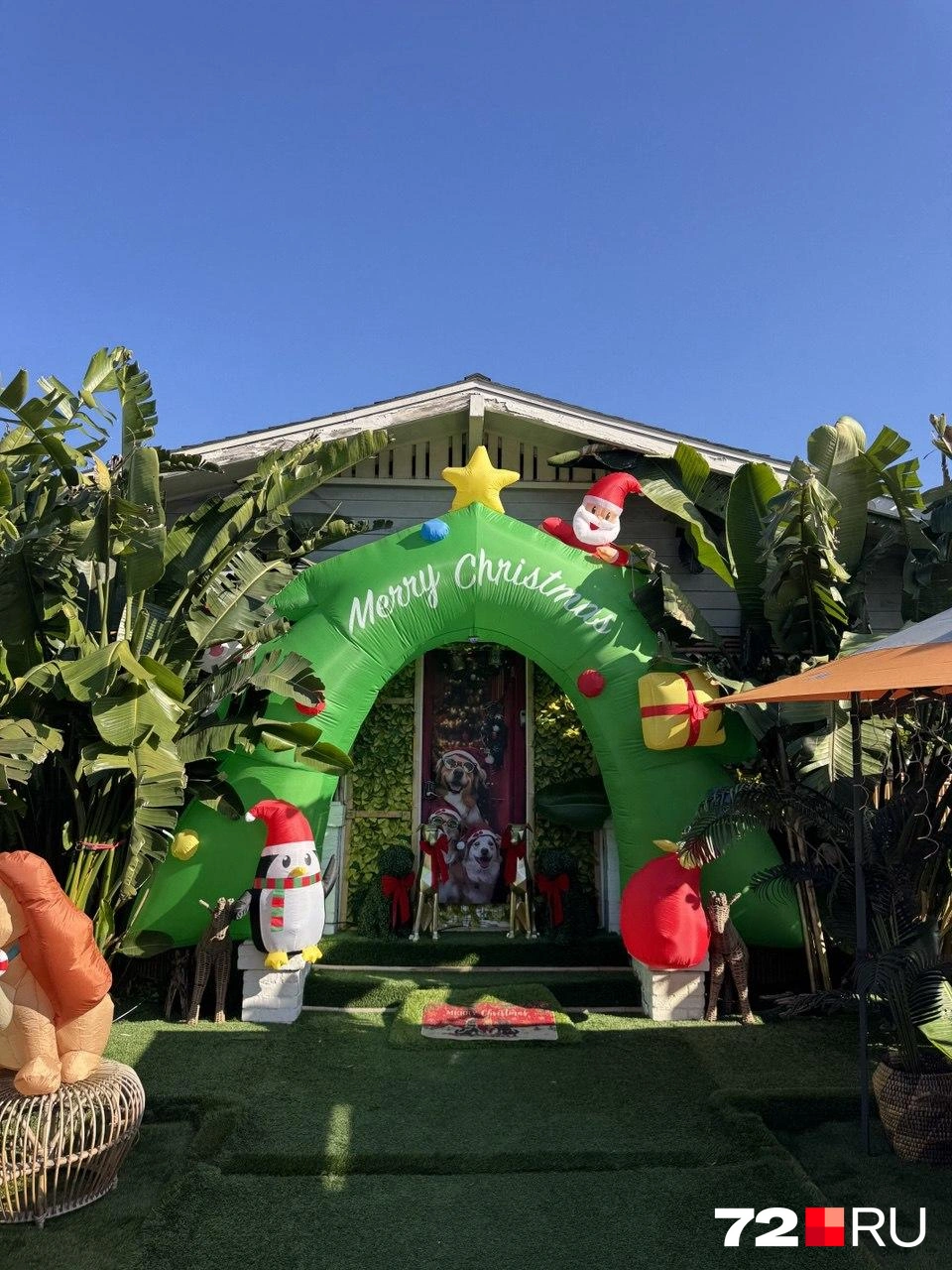 Как американцы украшают к празднику свои дома к Рождеству - 25 декабря ...