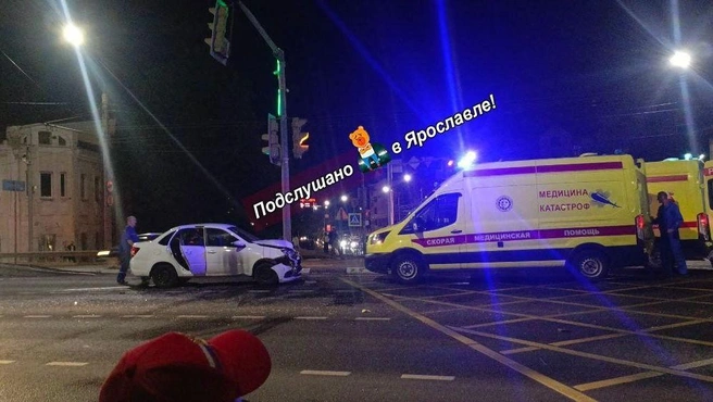 ДТП в Ярославле на Московском проспекте: пострадавшие, видео - 1 июня ...