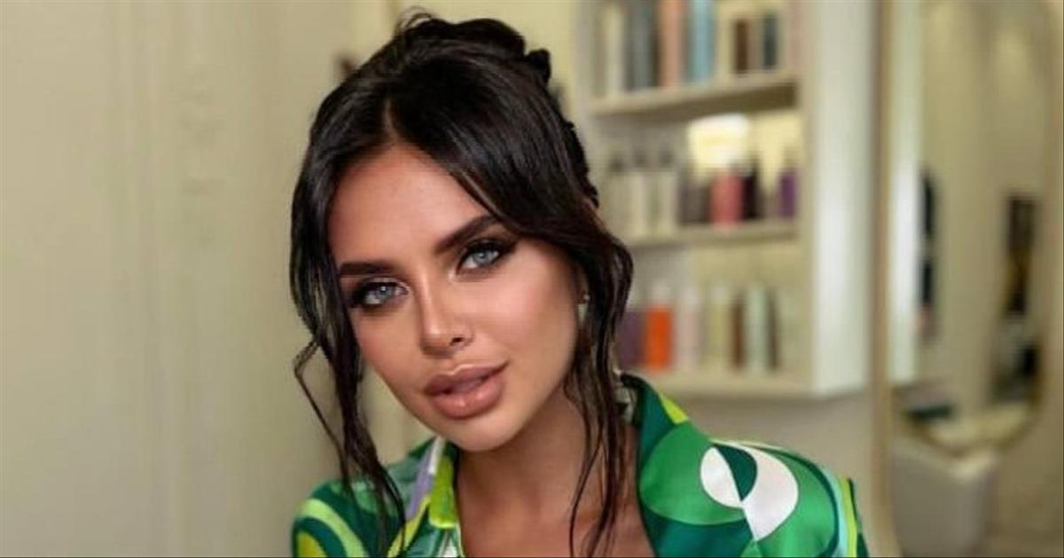 Романец испортила зрение линзами: «На правом глазу минус 18, я не шучу! Будут менять хрусталик ...