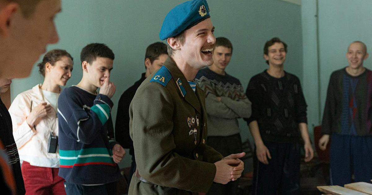 Сериал «Слово пацана» побил рекорд по просмотрам в России | MAXIM