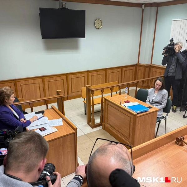 Суд за квартиру между Долиной и Лурье: что происходит и кому достанется ...