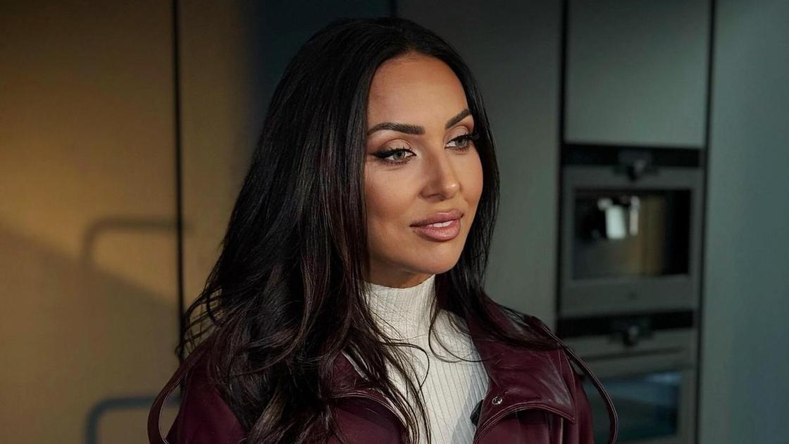 Алсу показала трогательное семейное видео с бабушкой-ветераном: «Какое счастье, что мои девочки ...