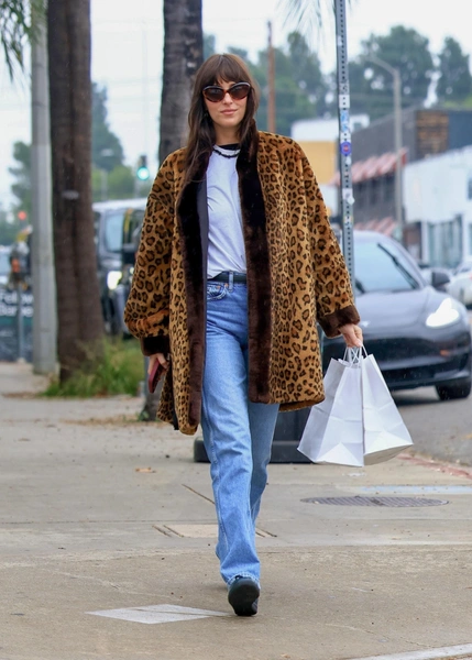 Новая пара: Дакота Джонсон и Role Model | MARIECLAIRE.KZ