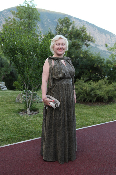 Бабкина помолодела, Красько показала взрослую красавицу дочь, Гармаш прервал отпуск: «Алые ...