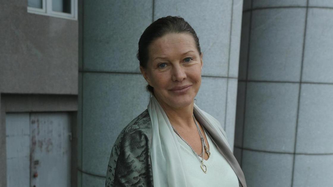 Елена Проклова получила предложение руки и сердца в студии Первого канала — видео | StarHit ...