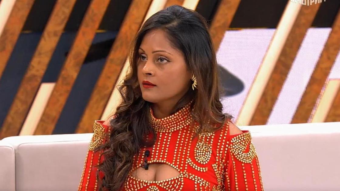 Рубль, валюта БРИКС, энергия хаоса и наводнения: прогноз индийской провидицы Арчены на 2025 ...