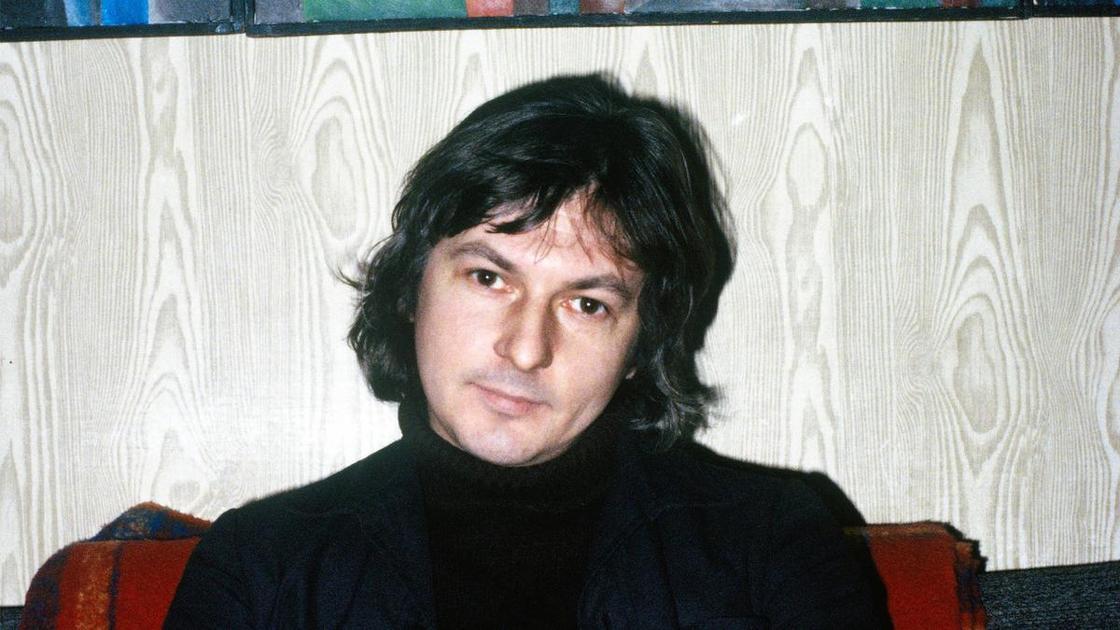 «Зоопарк» сгоревшего в 36 Майка Науменко: почему «русский Боб Дилан» развелся за 12 дней до ...