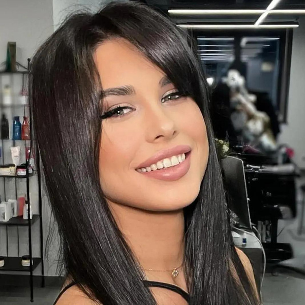 Ходченкова отдыхает в Париже с избранником, Лолита травмировалась на даче. Соцсети звезд | STARHIT