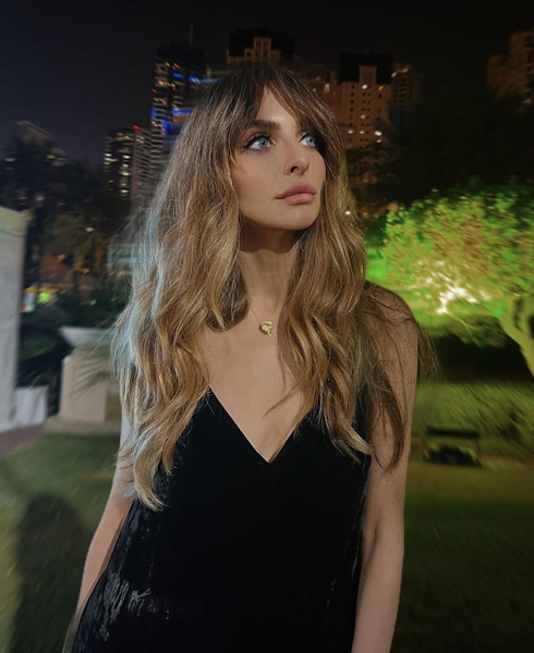 Что за бородач? Катя Варнава заинтриговала снимками в объятиях брутального мужчины | STARHIT