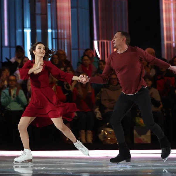 Полунин наблюдает за танцами невесты, Волосожар показала панталоны. 10-й выпуск «Ледникового ...