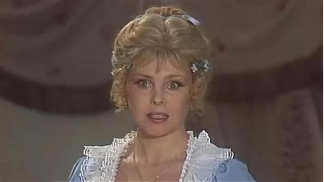 Не найти покоя и после смерти: заброшенная могила советской актрисы Людмилы Суворкиной возмутила ...