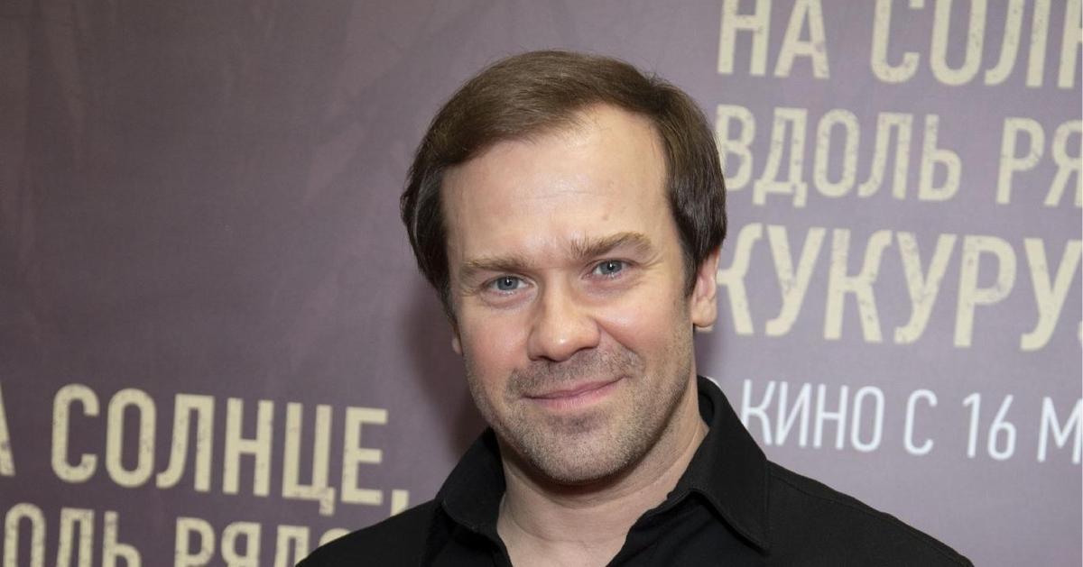 Еще не развелся, когда встретил звезду «Мажора». «Таинственная страсть» Алексея Морозова ...