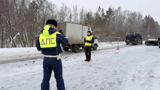 На Полевском тракте произошла серьезная авария: Lada разорвало на части ...
