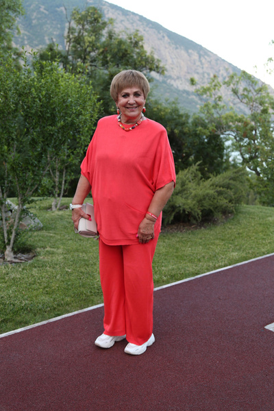 Бабкина помолодела, Красько показала взрослую красавицу дочь, Гармаш прервал отпуск: «Алые ...