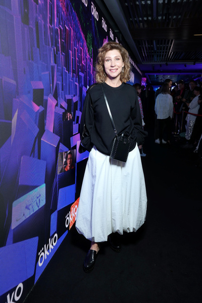 Игривая Дарья Мороз в мини, заросший Петр Федоров, исхудавшая Марина Александрова: презентация ...