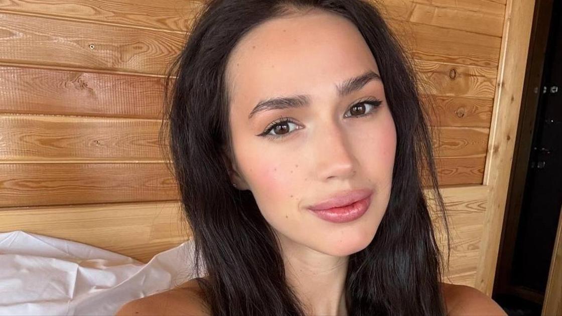 «Фу, такая костлявая»: Алина Загитова поставила на место хейтеров, продемонстрировав стройную ...