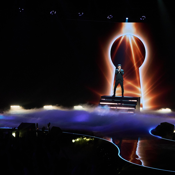 Дочь Успенской в соблазнительном платье, эффектный Ярмольник и рыдающая Повалий в шоу «Моя ...