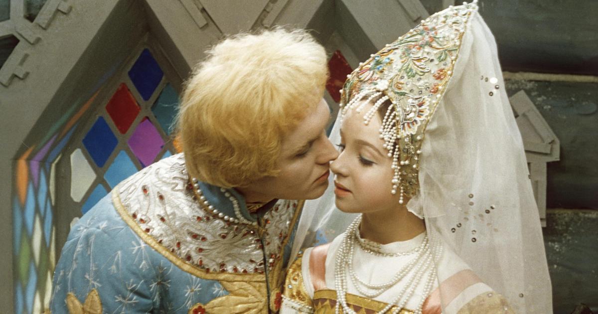 «Мачеха» спилась, Изотова сломала тюрьма, Седых бросила мужа и карьеру. Звезды «Морозко» 59 лет ...