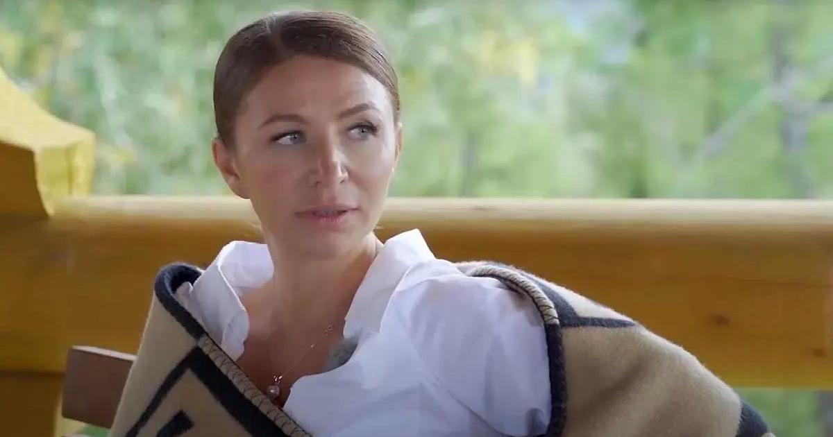 Цифра дня — 1 402 202 042 рублей! Именно столько составляет долг Елены Блиновской перед ...