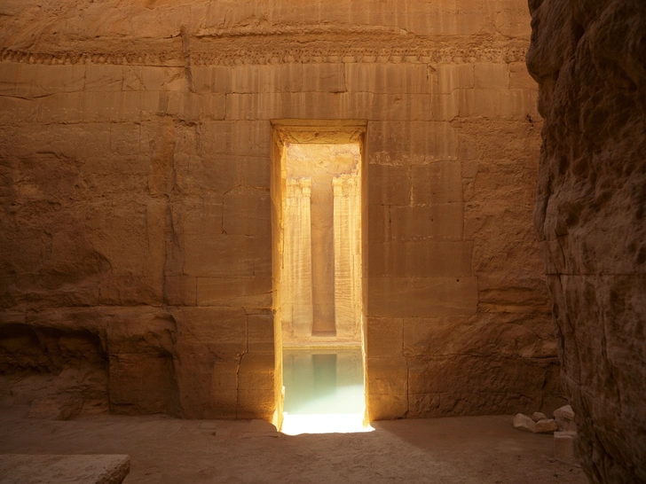 Как Эратосфену 2000 лет назад удалось идеально измерить окружность ...