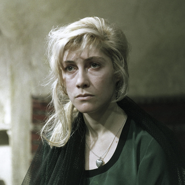 Белокурая красотка, которой покорились и театр, и кино: какой мы запомним Ирину Мирошниченко ...