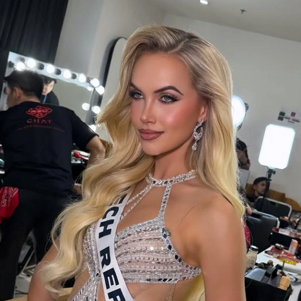 Пышка из Пакистана, похожие как две капли воды участницы из Чили, Чехии, Эстонии: красавицы ...