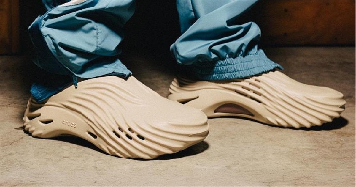 Crocs теперь выглядят как Yeezy: футуристичные и очень модные | MARIECLAIRE.KZ