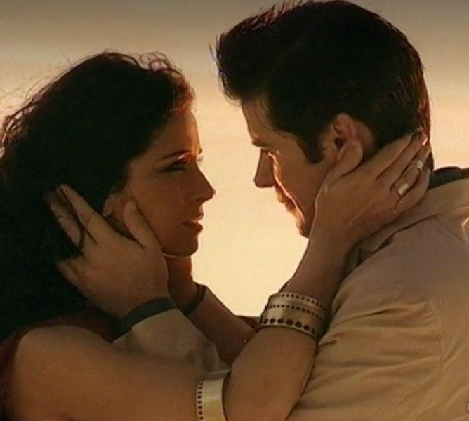 Жади отчитывает за поднятый стульчак, а Лукас кидает томный взгляд: Антонелли и Бенисиу шутят ...