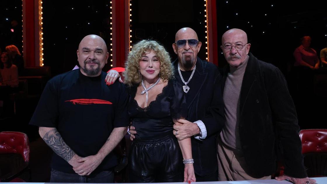 Скромное платье Седоковой, змея Успенской и нежность Будиной: премьера нового сезона «Три ...