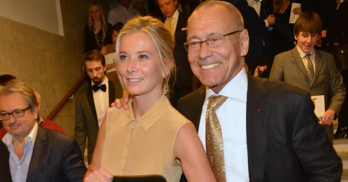 Идиллия на гондоле после 25 лет брака: Юлия Высоцкая показала, как отдыхает с Андреем ...