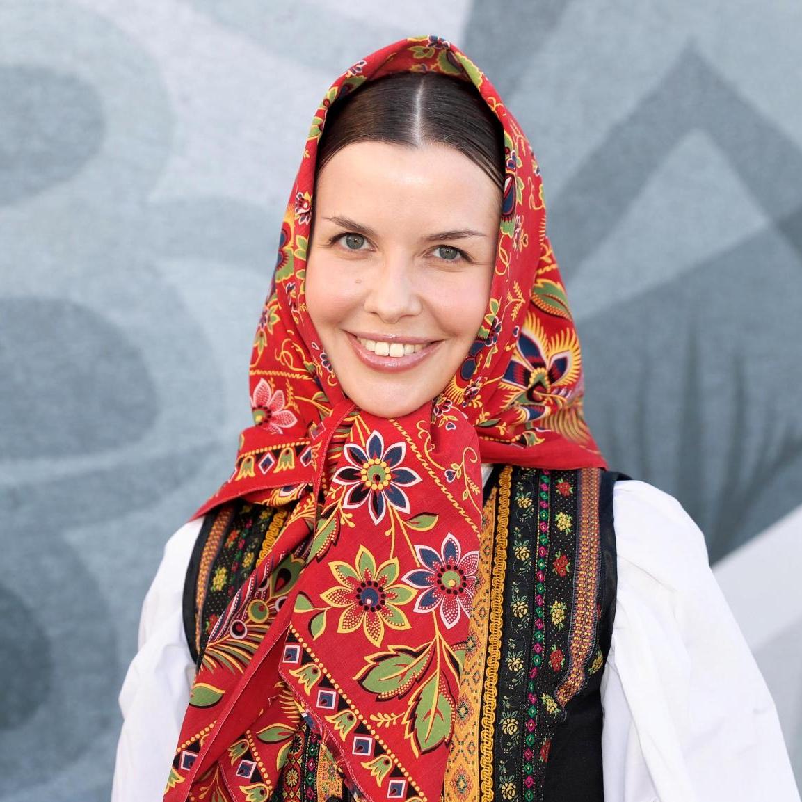 Канал Первый (Москва), программа передач на сегодня, на завтра, на неделю - телепрограмма StarHit