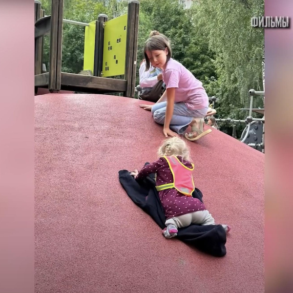 «Я мечтаю, чтобы у меня скорее появились ноги»: как живет девочка-инвалид, которую бросила ...