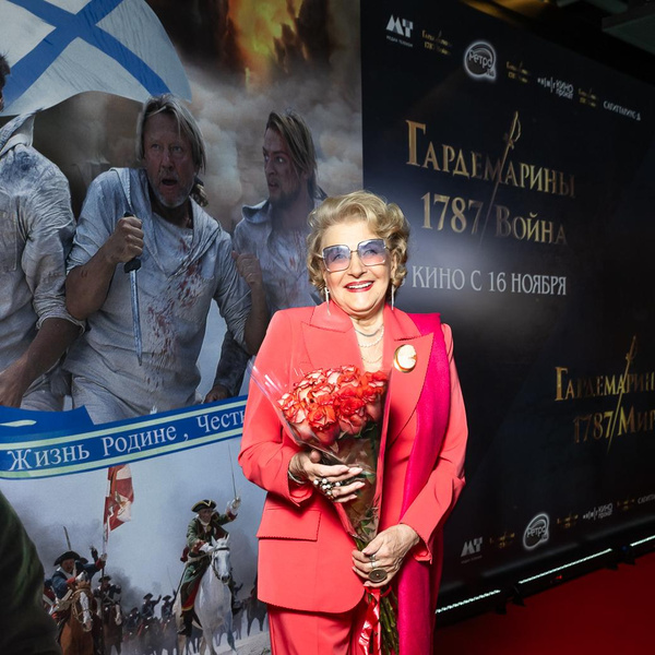 Наталья Бондарчук, Александр Домогаров, Ольга Машная: кто посетил премьеру фильма «Гардемарины ...