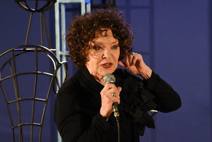 Ольга Богданова о браке Ларисы Голубкиной и Андрея Миронова: «Она всегда была чуть позади него ...