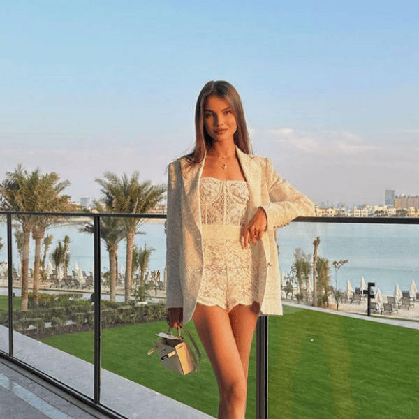 Миллиардер Тарико устроил шикарный праздник для дочери, которую ему подарила «Мисс Россия» Юлия ...