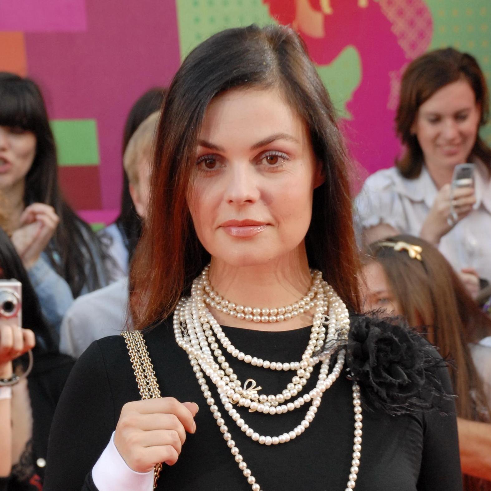 Канал ПОБЕДА (Москва), программа передач на сегодня, на завтра, на неделю - телепрограмма StarHit